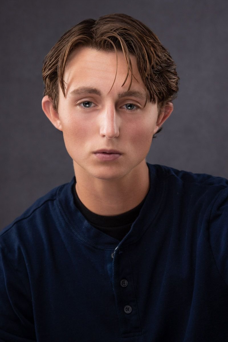 Professional Headshot & Portrait Photographer
